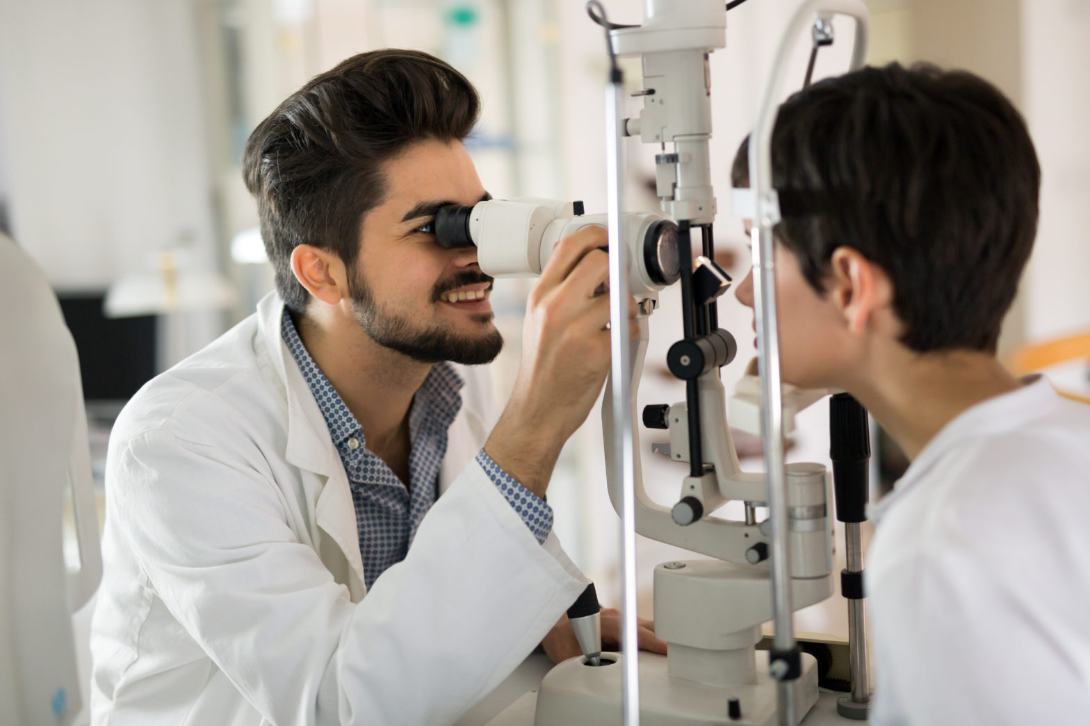 What are the Precautions after Cataract Surgery - Do's & Don't