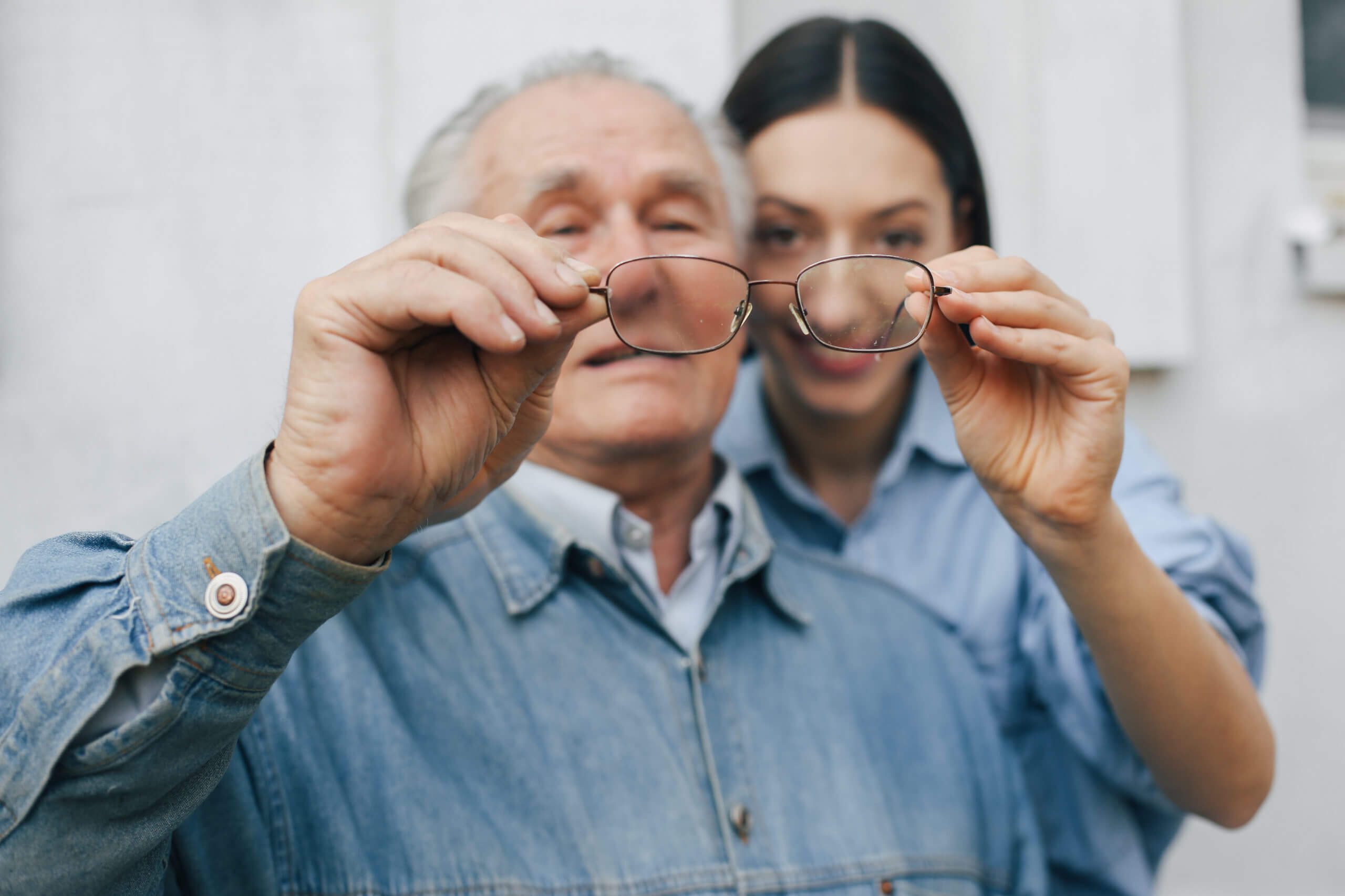 Cataract Prevention Tips for Seniors: Protect Your Vision for a ...